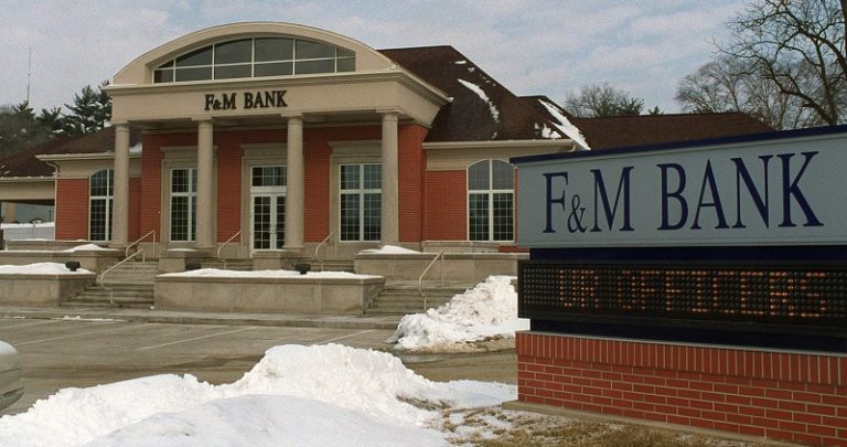 F&M Bank Bonuses: $25 Referral Promotions (Iowa, Minnesota)