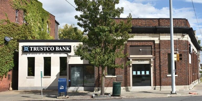 Trustco Bank Bonuses: Stanley Mug + $250 Checking Promotion (FL, MA, NJ ...